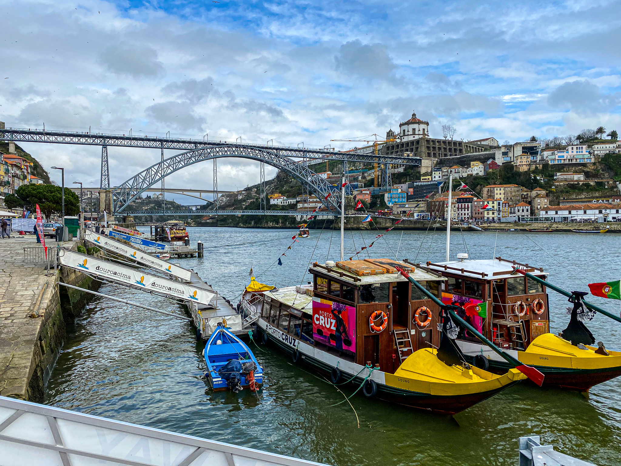Peregrination in Porto - The Other Pages